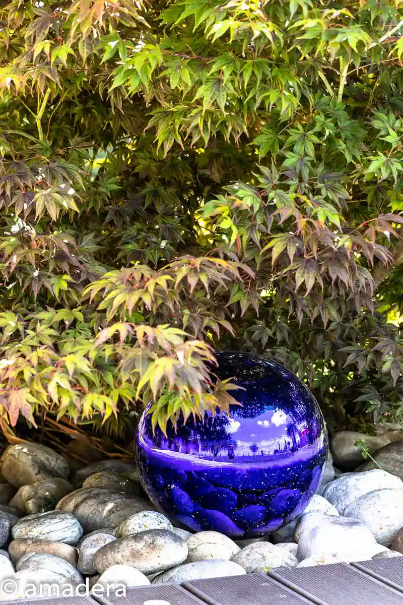 Optez pour une boule décorative maison et jardin - Amadera